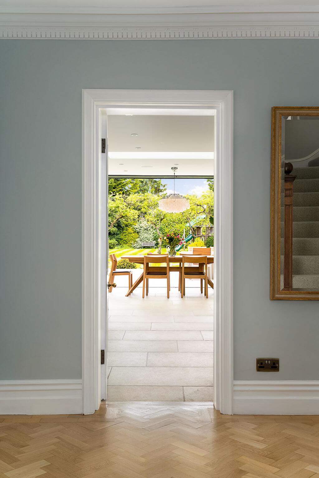 Farnham House | Modern Architect Project In Buckinghamshire | Connected ...